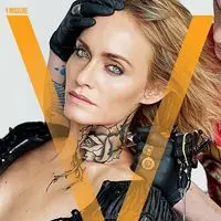 V Magazine Nº105