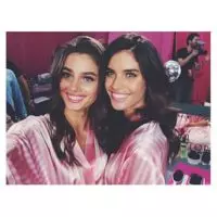 Taylor Hill en Sara Sampaio