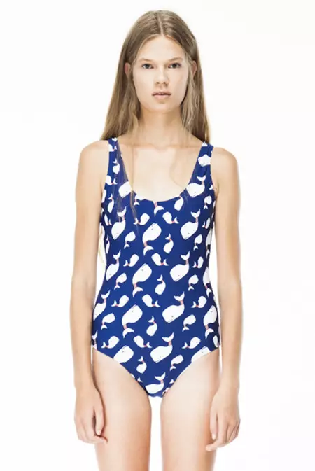 In spiaggia e in piscina, scommetti sulla moda più navy 101857_11