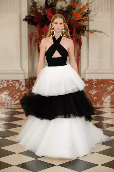 Carolinaherrera SS22 06