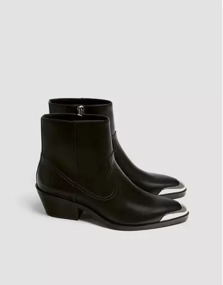 Pull Bear Second Sale Ss 2020 Cowboy Boots 02