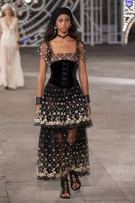 pelayaran 2020 dior show