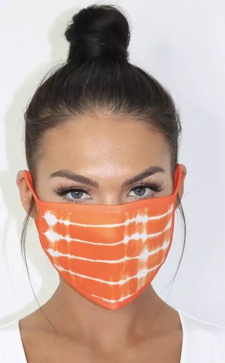 Prettylittlething Face Mask 02