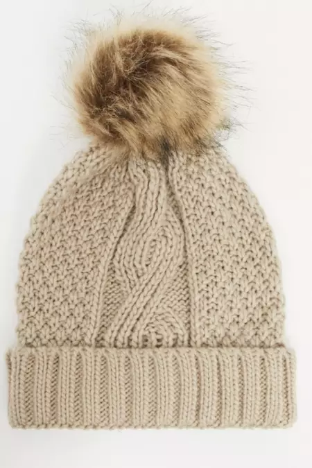 Screenshot 2021 01 11 Sa 11 12 29Boardmans Oatmeal Cable Knit Pom Pom Darby Hat