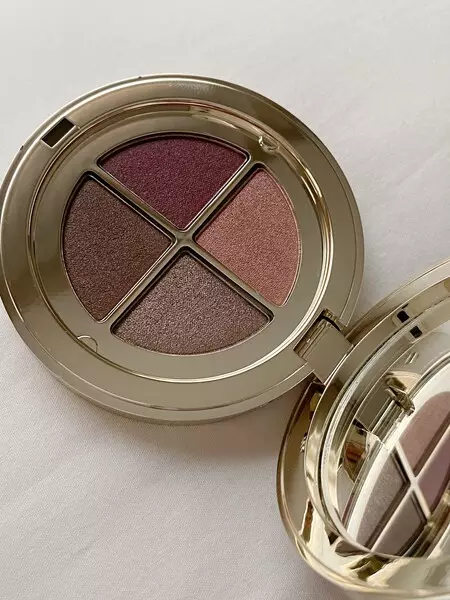 Clarins makeup tal-ħarifa tax-xitwa 2020 2021