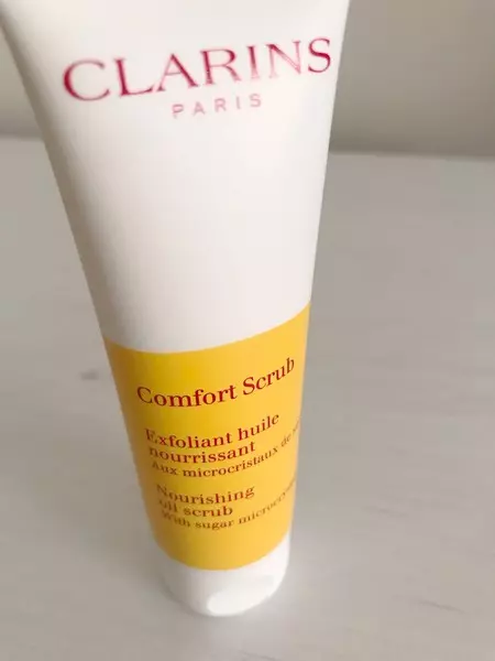 i-exfoliating clarins