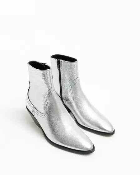 https://www.bimbaylola.com/es_en/silver-cowboy-ankle-boot-202bz0653-t1007