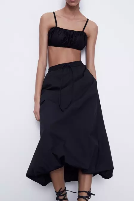 Zara Cropped Top 08