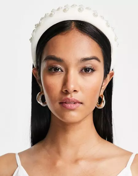 Headbands Wedding Guest Look 01