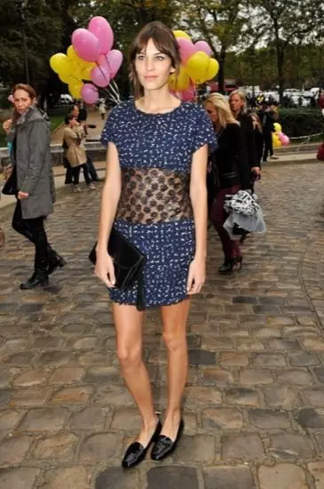 Alexa Chung Chanel