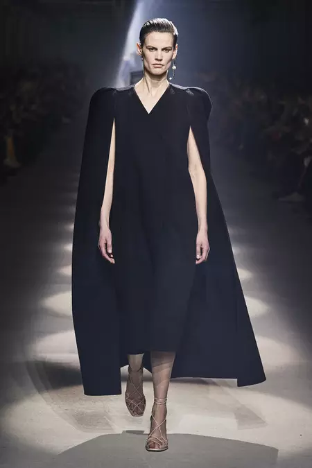 Givenchy مني ژمی 2020 21