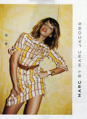 mia-marc-jacobs-jaro