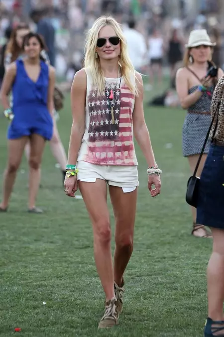 Best Historic Coachella Looks ០៣