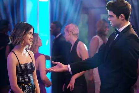 The Perfect Date Perfect Date Noah Centineo რომანტიკული კომედია Netflix 4-ზე