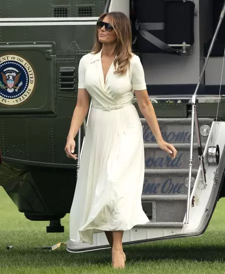 melania trump vit klänning