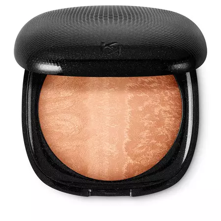 Akụ gbara ọchịchịrị esiri bronzer