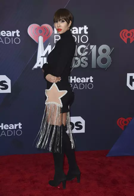 kırmızı halı iheartradio müzik ödülleri kırmızı halı Jackie Cruz