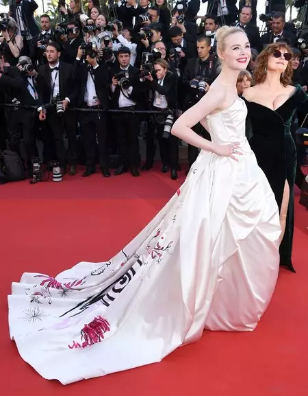 najlepšie oblečené cannes 2017 Elle Fanning