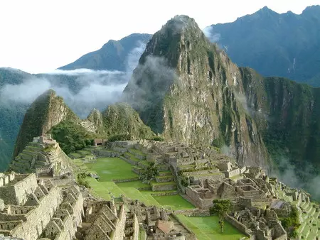 Peru Machu Picchu Východ slnka 2