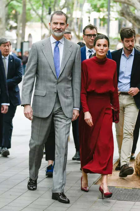 Queen letizia ໃນສີແດງ