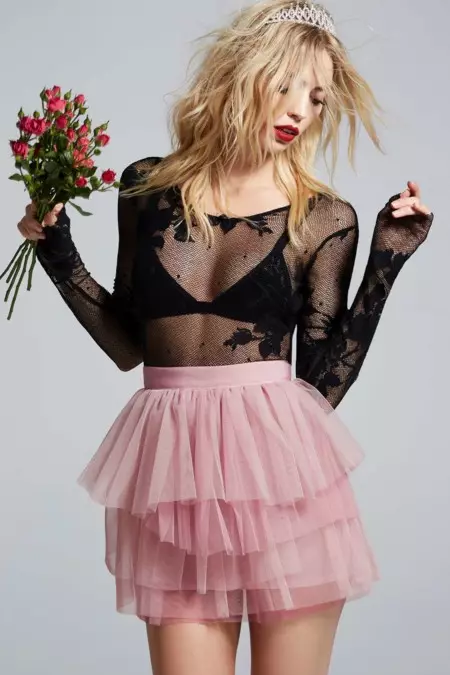 Nasty Gal Courtney Love 8