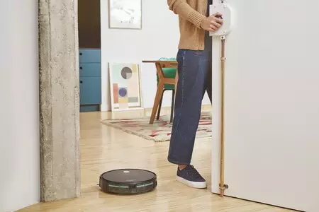 Digital Nomads Robot Vacuum Cleaner