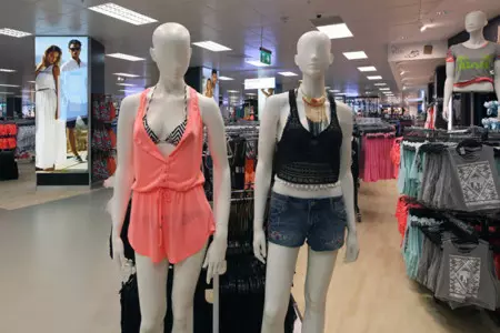 Primark nwanyị Plenilunio Madrid ụlọ ahịa