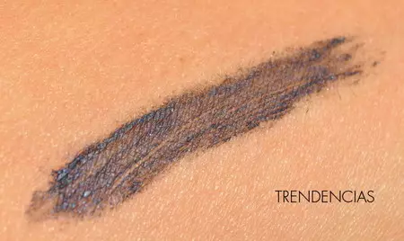 Mariposa Ib tag hmo, illuminating shimmer mascara los ntawm L