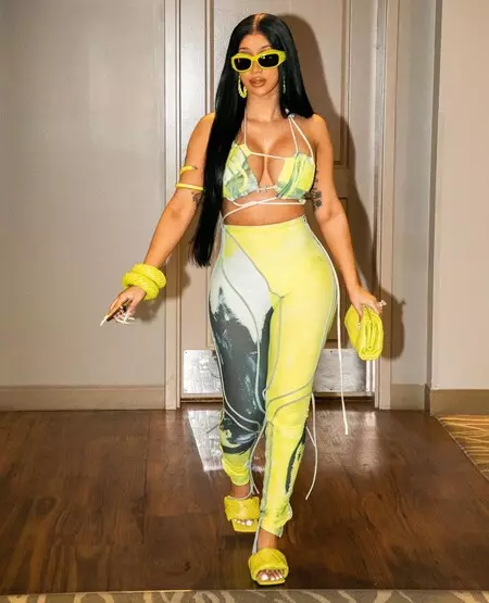 Cardi B Görünüşü Stil 09