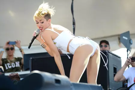 seksi miley cyrus