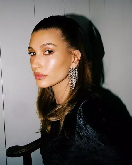 dem hailey bieber säi Look op hirem Gebuertsdag