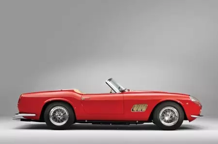 ឆ្នាំ 1962 Ferrari 250 GT SWB California Spyder