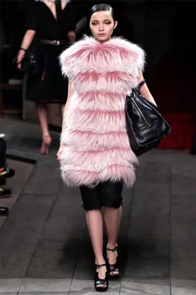 Loewe dəri payız 2012 3