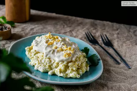 Artiskok og ægkartoffelsalat