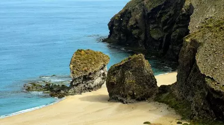 Pantai Orang Mati 2